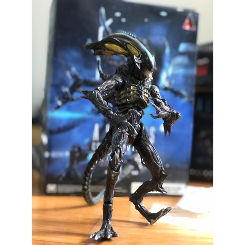Jual Square Enix Aliens Colonel Marines No 2 Spitter Playarts Action ...