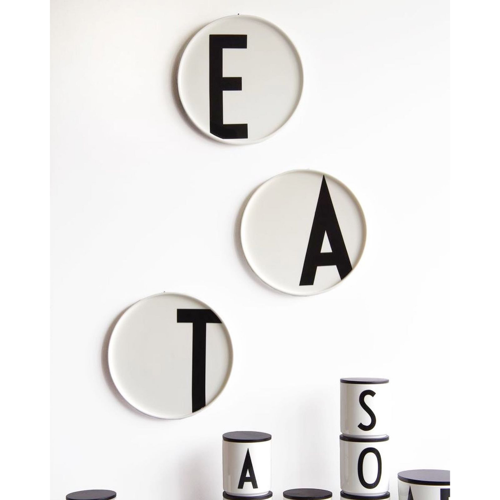 Jual Design Letters Porcelain Plate piring hias huruf FAMILY (set 6 ...