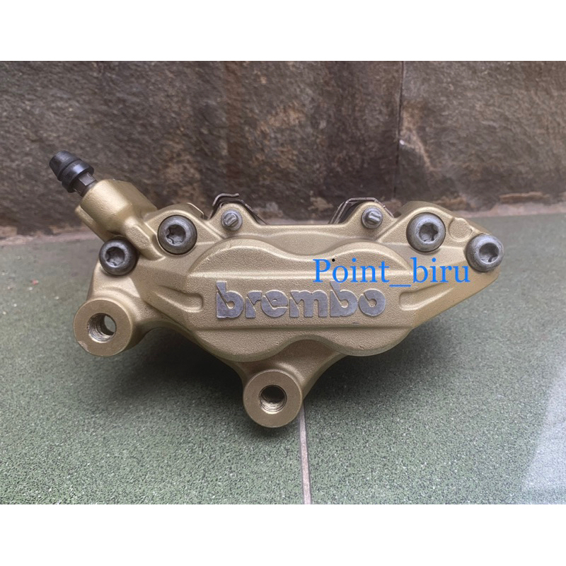 Jual kaliper brembo axial Big Logo 4 Piston 2 pin ( kiri ) Gold ori | Shopee Indonesia