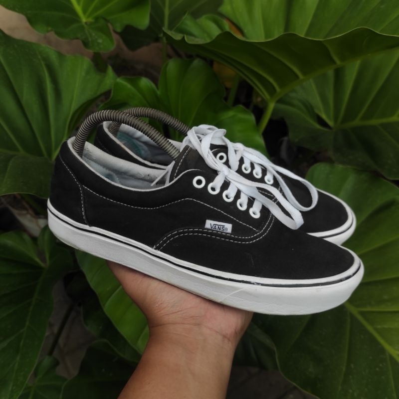 Jual VANS ERA COMFYCUSH SIZE 42,5/27,5 CM | Shopee Indonesia