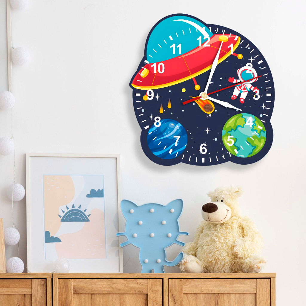 Jual Jam Dinding Astronot Hiasan Kamar Anak Luar angkasa Dekorasi ...