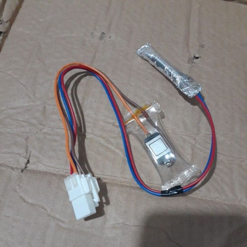 Jual Defrost BIMETAL FUSE kulkas LG RDS-020 | Shopee Indonesia