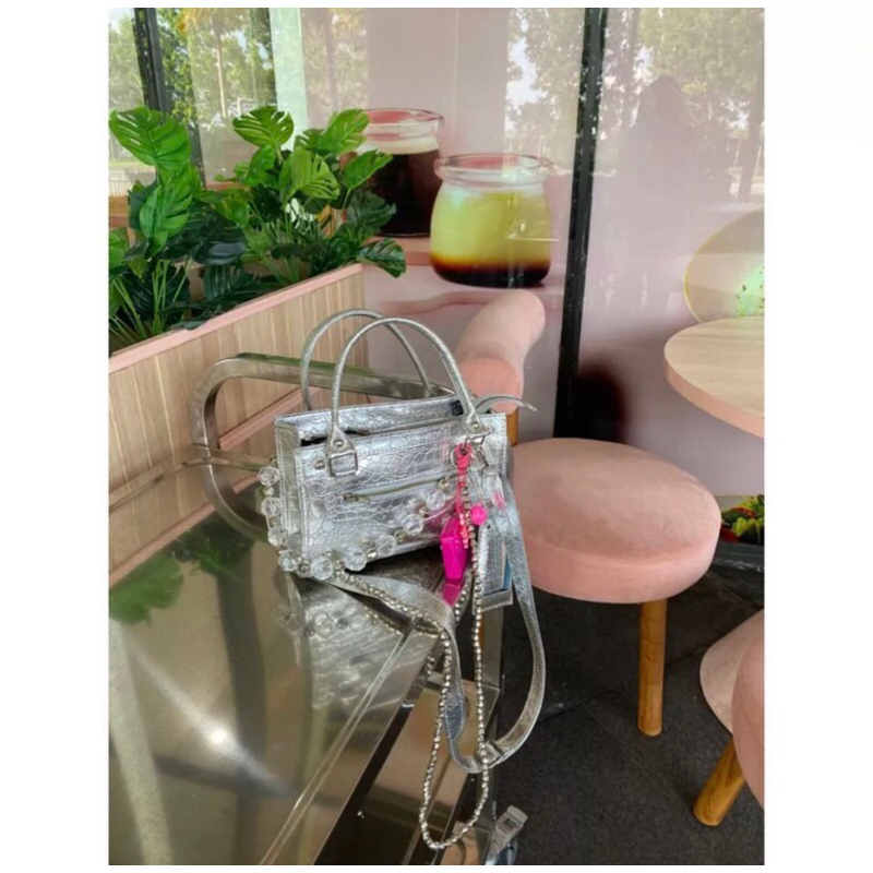 Jual Preloved tas silver (NEW) | Shopee Indonesia