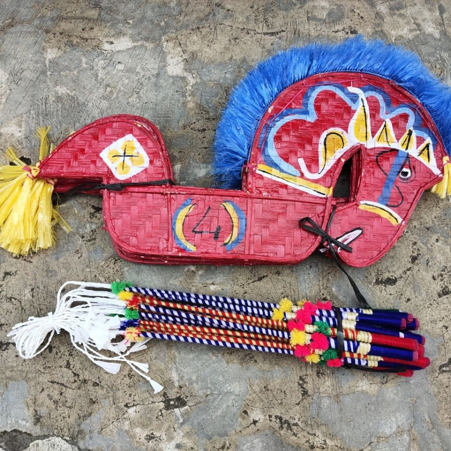 Jual Kuda lumping jaranan plus pecut pecutan cambuk anak anak / kuda ...