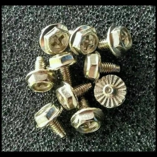 Jual BAUT / SKRUP / SCREW - BAUT HARDISK PC 3,5" - BAUT HDD | Shopee ...