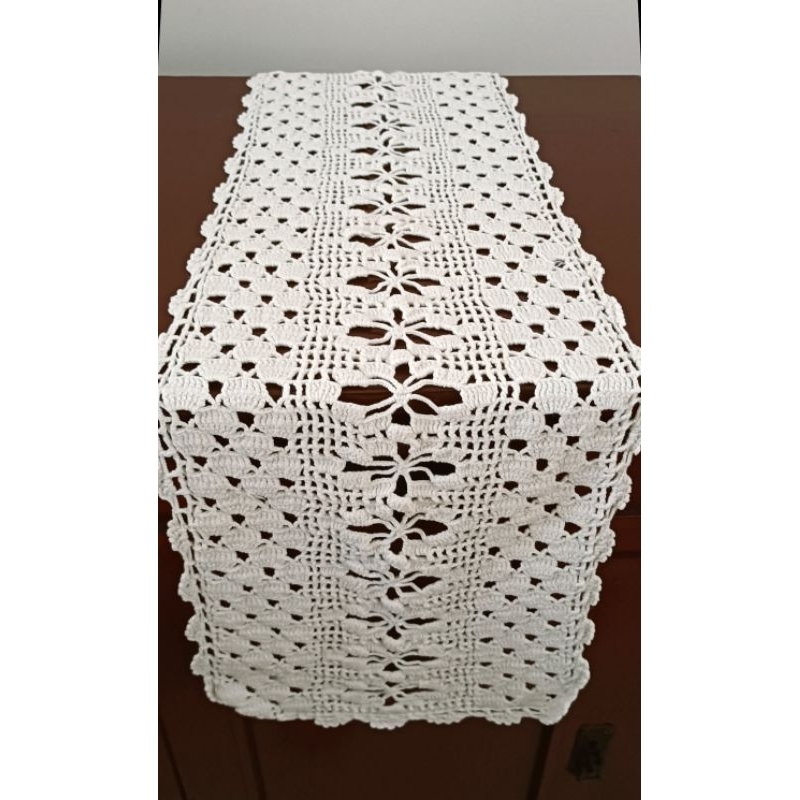 Jual Taplak Meja Rajut Persegipanjang Table Runner crochet Krem Putih ...