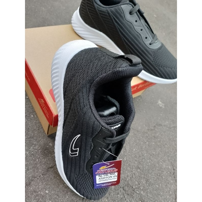 Jual sepatu new era original prolexus Ashton hitam putih black white ...