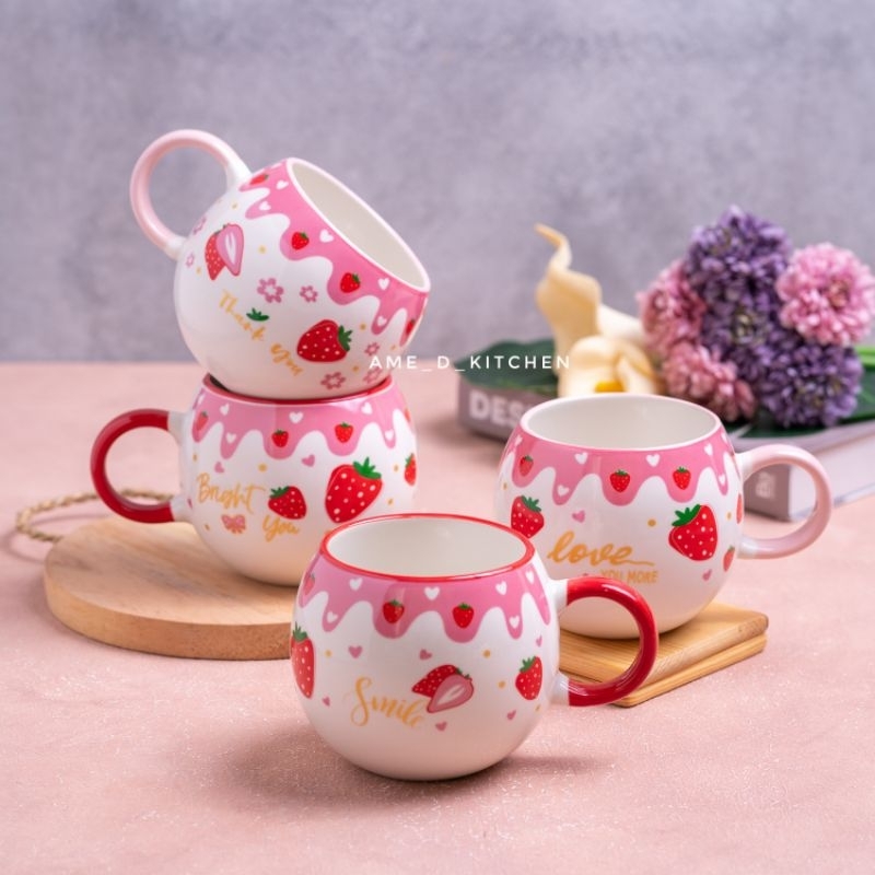 Jual Mug bijian keramik bulat strawberry | Shopee Indonesia