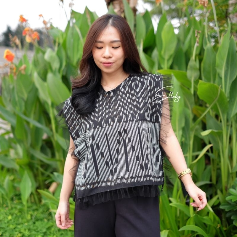 Jual Ginza Vest Tribal / Rompi Tenun Tribal Jumputan / Outer Batik ...