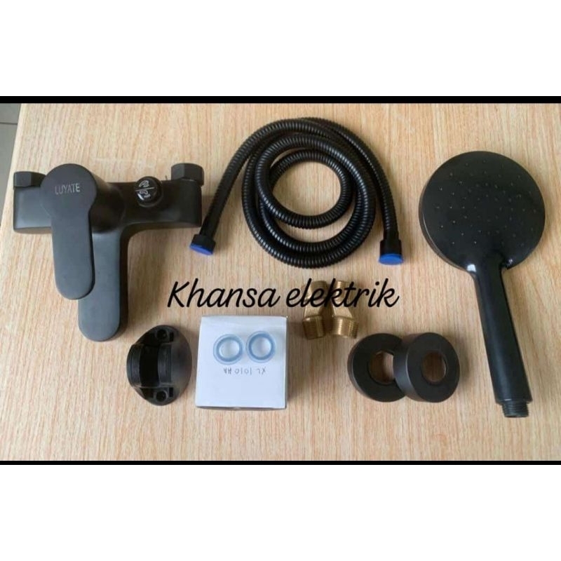 Jual Mixer Bath Tub shower Kran Panas Dingin plus shower Black series ...