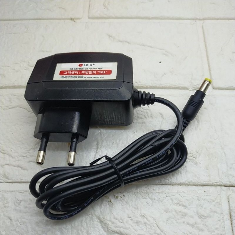 Jual Adaptor 5v 2A LG | Shopee Indonesia