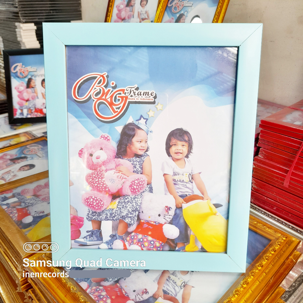 Jual Bingkai 10r biru muda ( Frozen ) minimalis 20x25 cm ( 8x10 inch ...