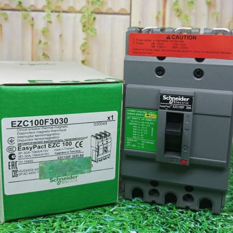 Jual MCCB SCHNEIDER EZC100F3030 3P 30A 10KA BREAKER EZC100F 3PHASE ...