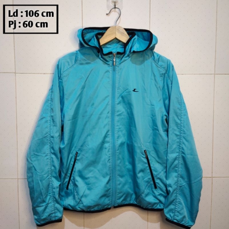 Jual Lecaf jaket jacket wind breaker second | Shopee Indonesia