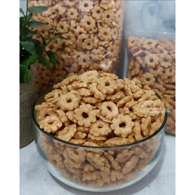Jual SNACK CAMILAN AJISAN BUNGA / SAKURA (BERAT +/- 100 GRAM) | Shopee ...
