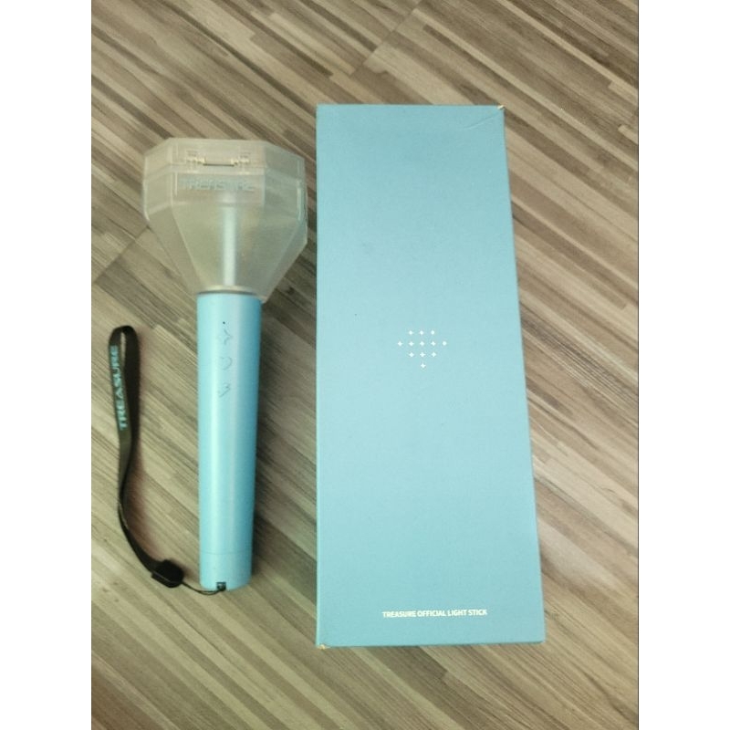 Jual WTS TREASURE LIGHTSTICK TEULIGHT PRELOVED | Shopee Indonesia
