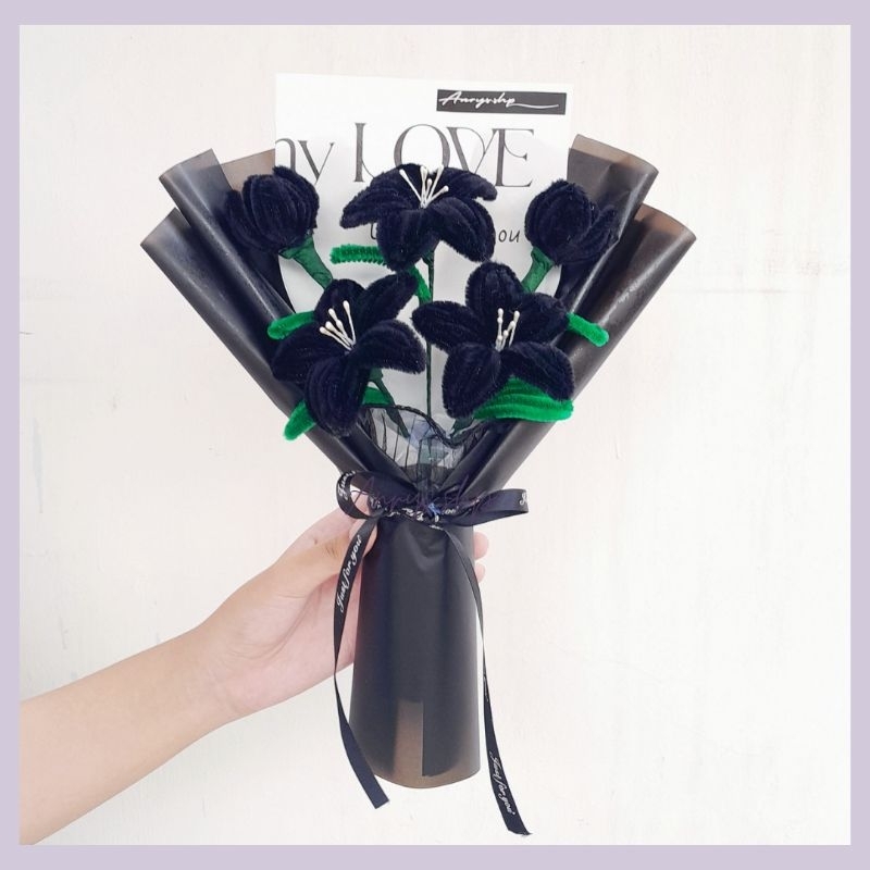 Jual Pinflowers boutique hitam /buket wisuda cowo / buket bunga kawat ...
