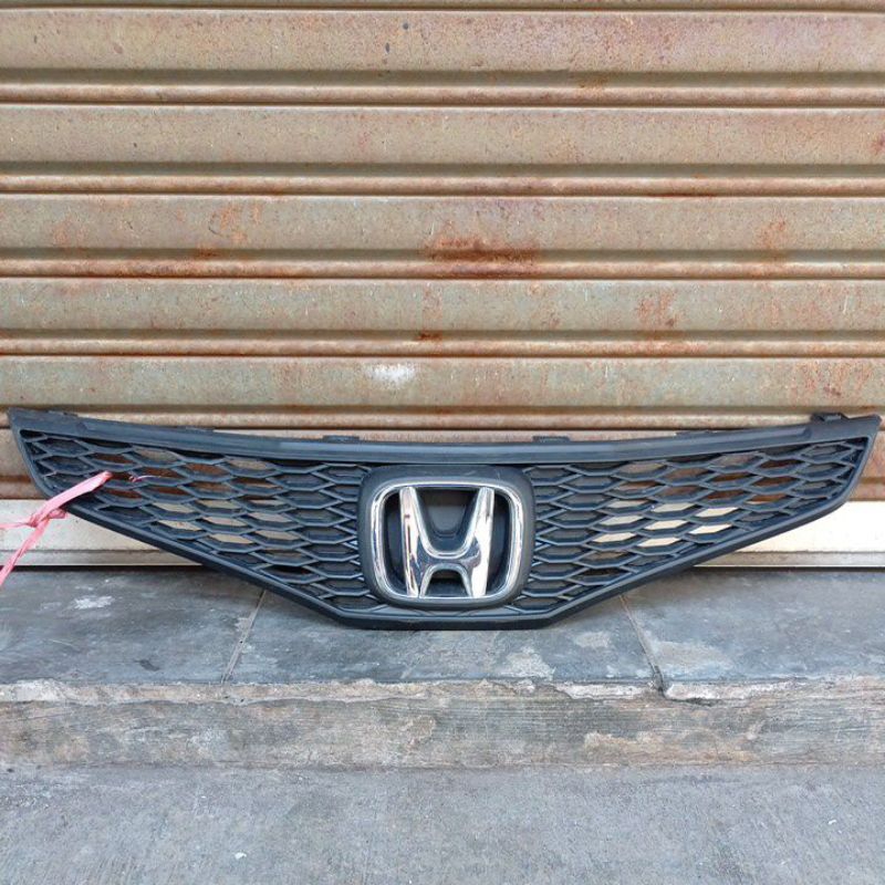 Jual Grill honda jazz ge8 type s plus emblem honda 2008 2009 2010 ...
