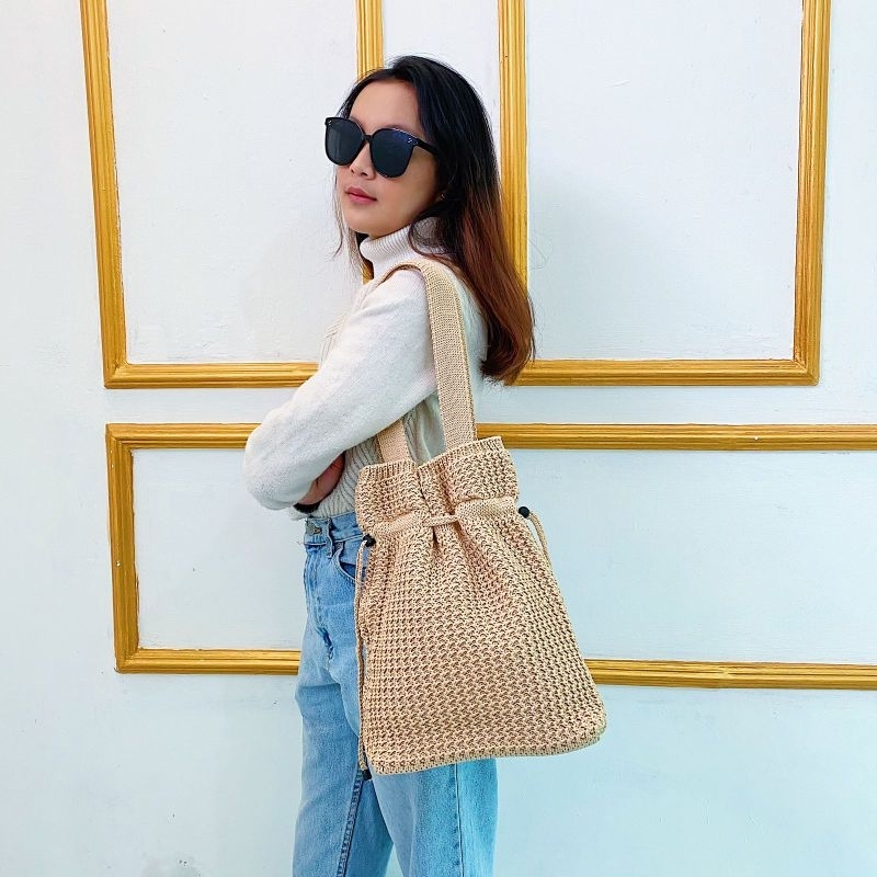 Jual FELLA Tas Rajut Totebag Serut Wanita Ukuran Besar-NAFF.ID | Shopee ...