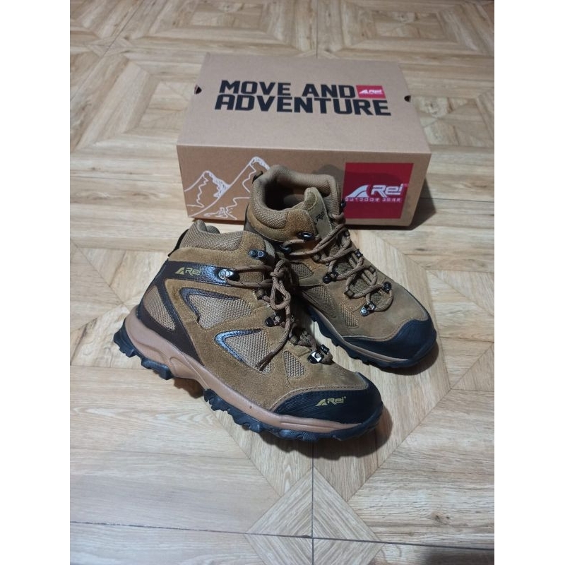 Jual Sepatu Gunung Arei Original sepatu Outdoor Rei Original sepatu ...