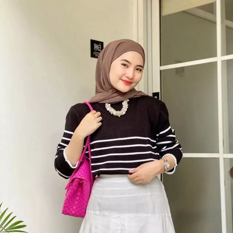 Jual SWEATER RAJUT WANITA STRIPE-HARU KNIT OVERSIZE | Shopee Indonesia