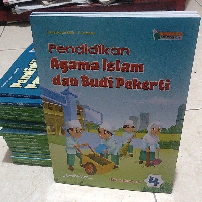 Jual original buku pendidikan agama Islam dan Budi pekerti untuk sd kelas 4 kurikulum merdeka ...