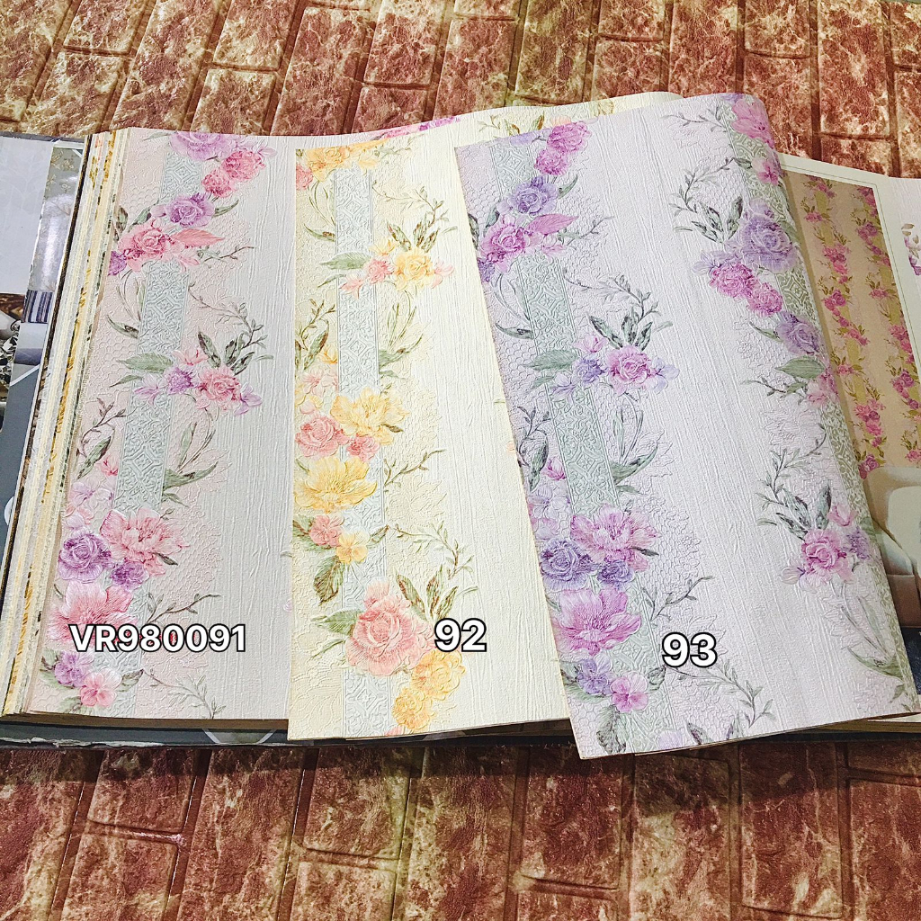 Jual WALLPAPER DINDING MOTIF BUNGA MAWAR PINK KUNING UNGU SALE VR ...