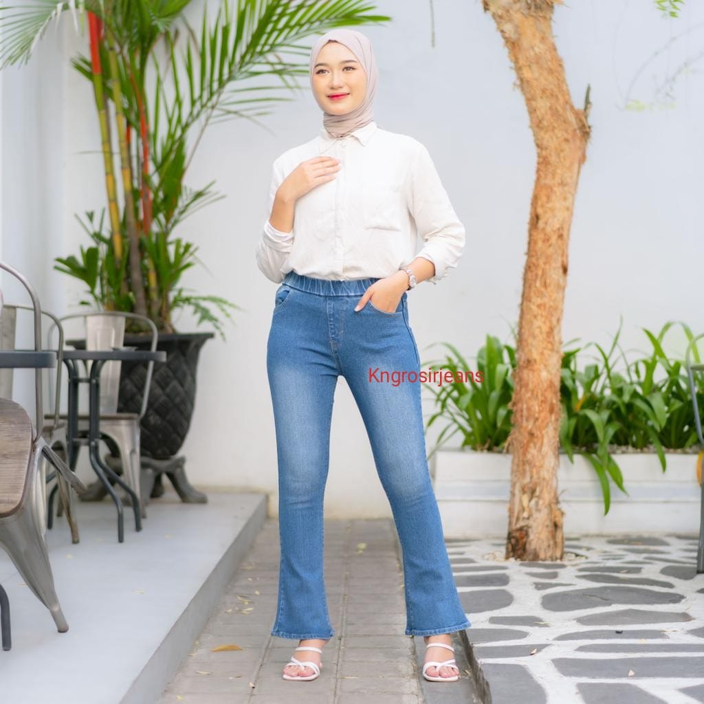 Jual celana jeans wanita cutbray pinggang karet cutbray bahan setrit | Shopee Indonesia