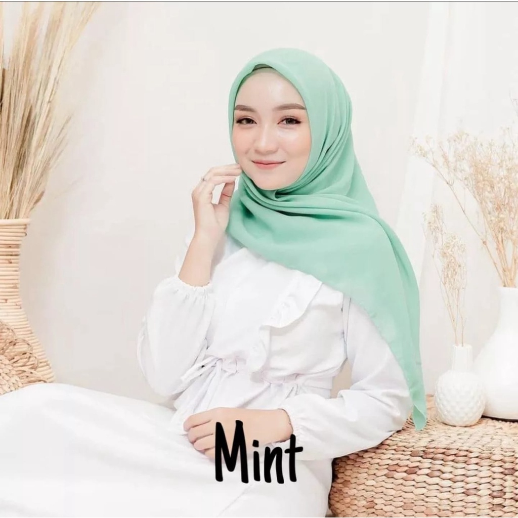 Jual HIJAB BELLA SQUARE Premium 110 x 110 WARNA LENGKAP Gaya kekinian ...
