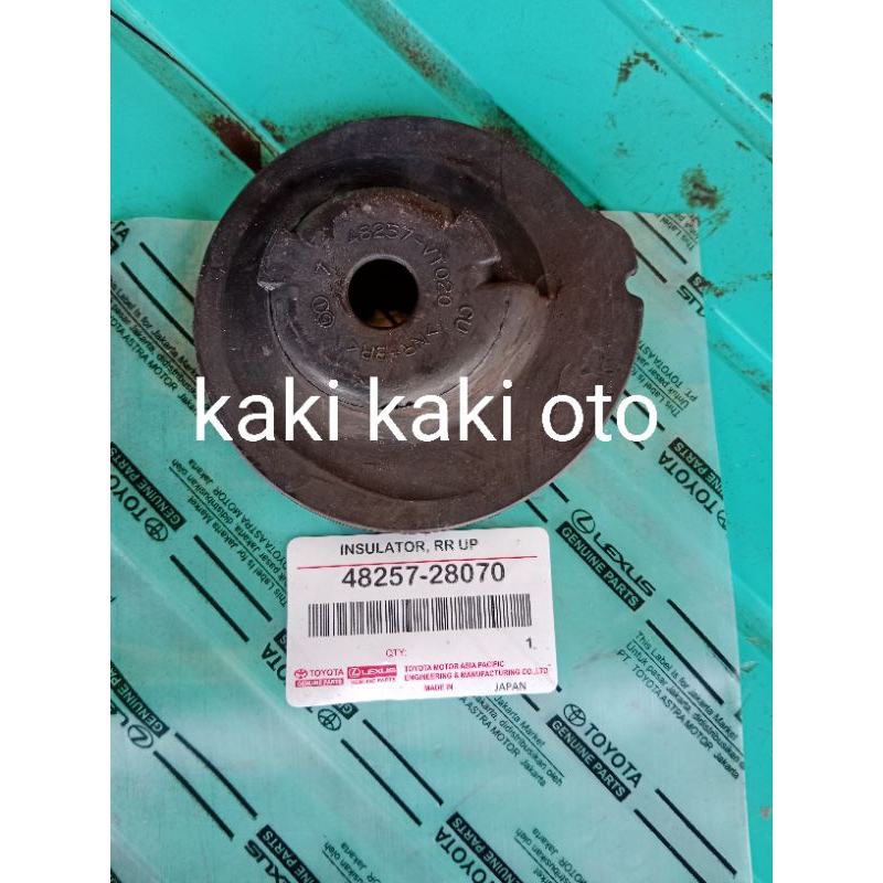 Jual karet per keong karet coil spring dudukan per keong belakang atas ...