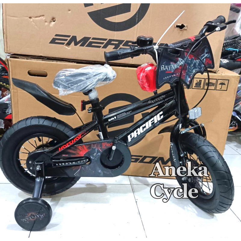 Jual Sepeda Anak Roda Empat Cowok Pacific Batman 12 Inch | Shopee Indonesia