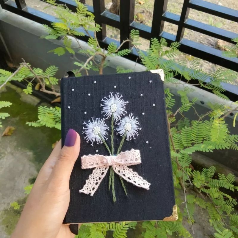 Jual Dusty daisy / Notebook vintage / journal kain / notebook retro ...