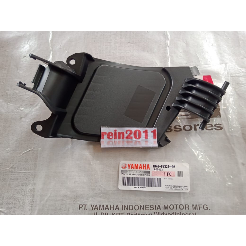 Jual STAY 1 TUTUP LACI BAGIAN DALAM SEBELAH KANAN NEW NMAX ASLI ORI ...