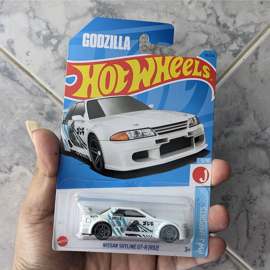 Jual Hot Wheels Nissan Skyline GT-R R32 Godzilla | Shopee Indonesia
