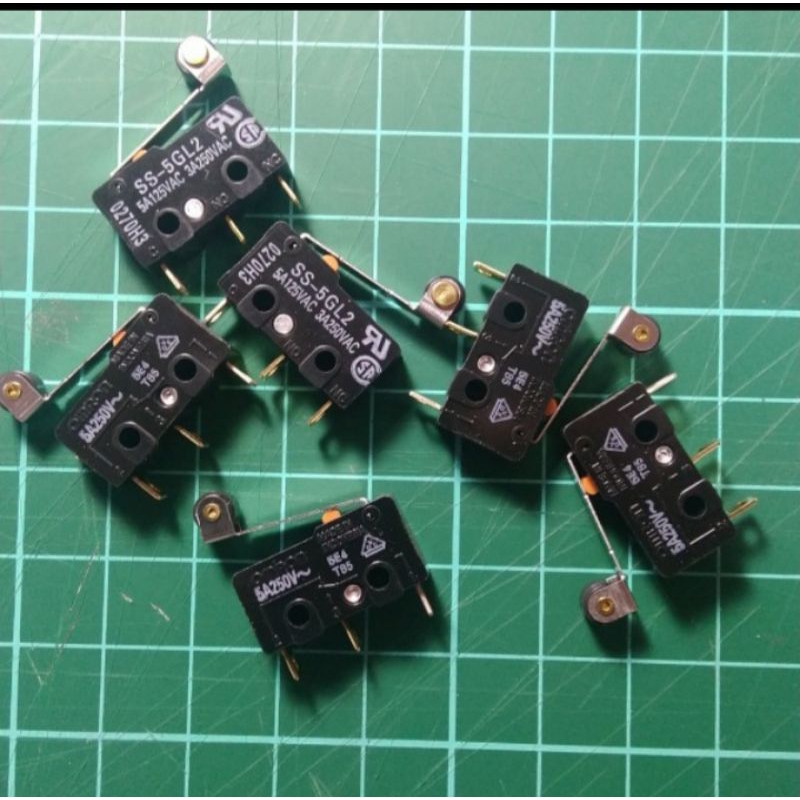 Jual micro limit switch Omron 3 pin SPDT-NC SS-5GL2 | Shopee Indonesia