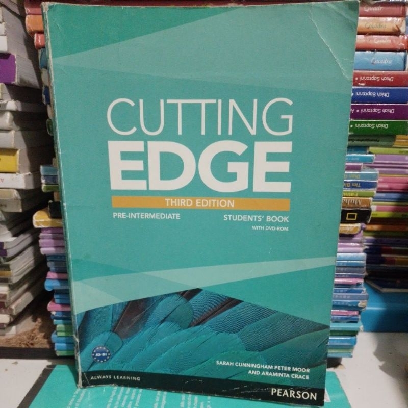 Jual Buku Cutting EDGE PRE-INTERMEDIATE STUDENT BOOK | Shopee Indonesia