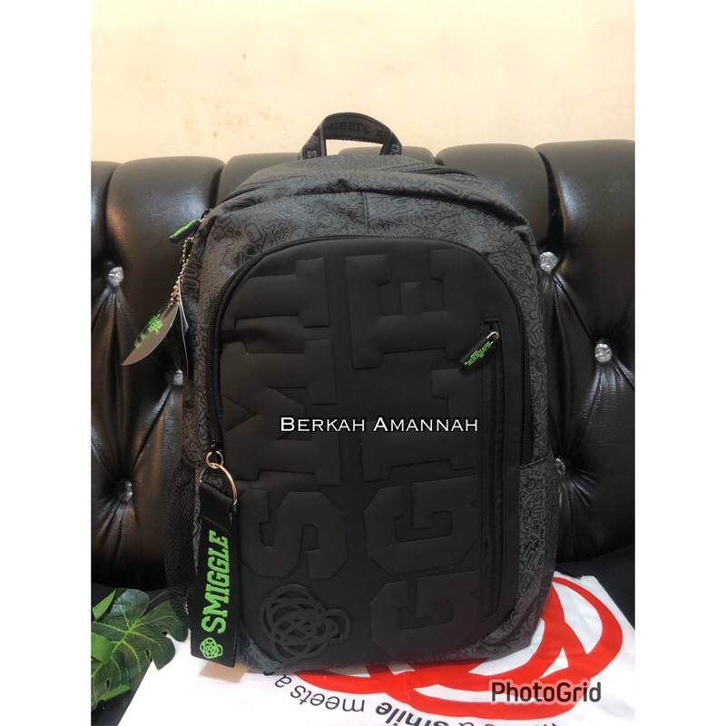Jual Smiggle classic backpack ori/i love smiggle black | Shopee Indonesia