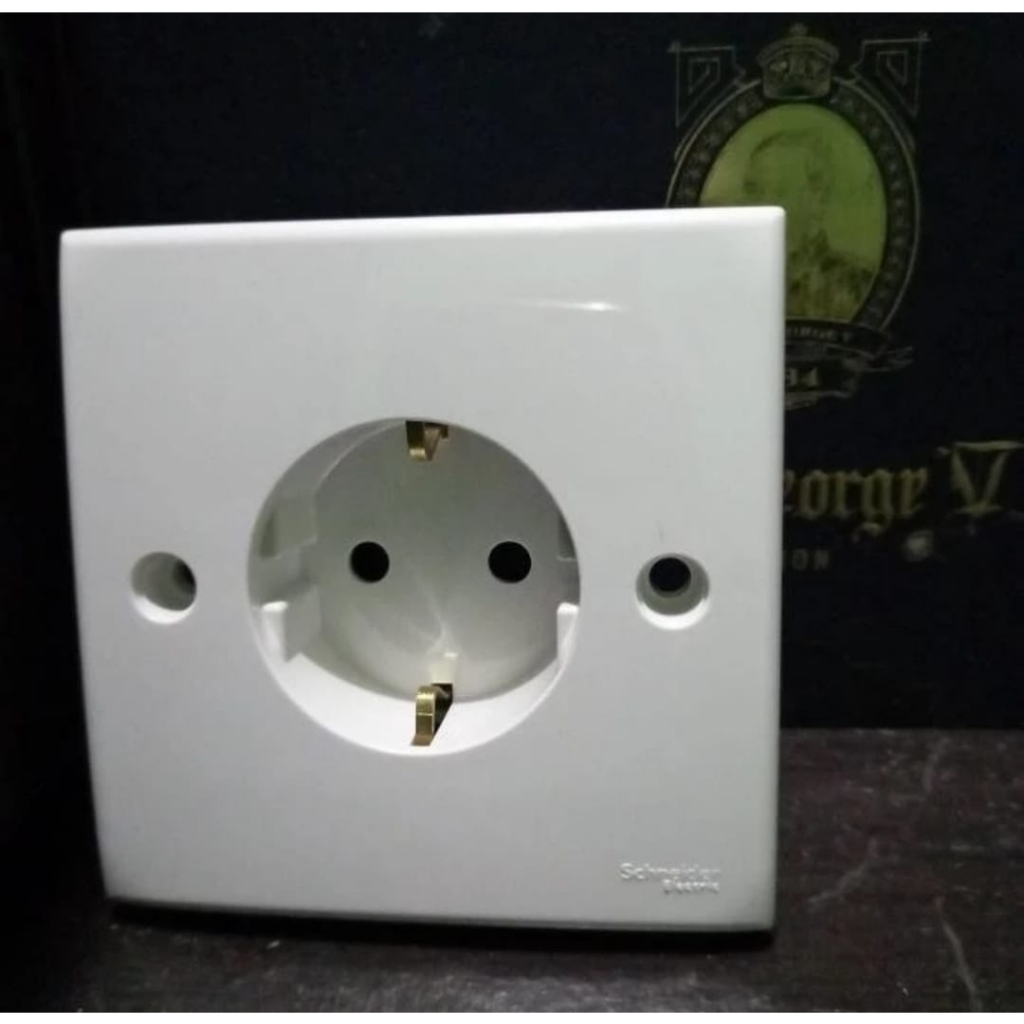 Jual SCHNEIDER CLASSIC Stop kontak Tanam CLIPSAL E426 STOPKONTAK Schuko ...