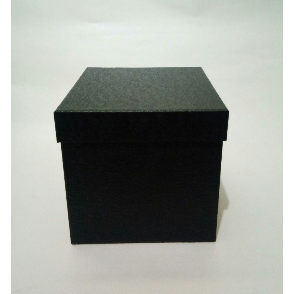 Jual Gift Box 15x15x15 / Box Kubus Tutup Nempel Dengan Body Box ...