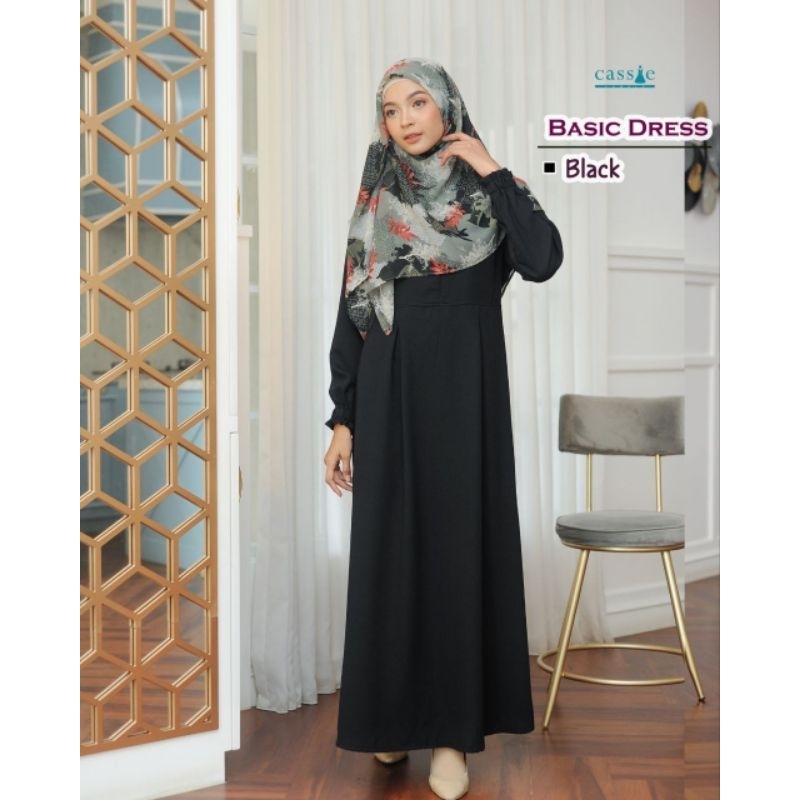 Jual Basic Dress by Cassie Labels | Shopee Indonesia