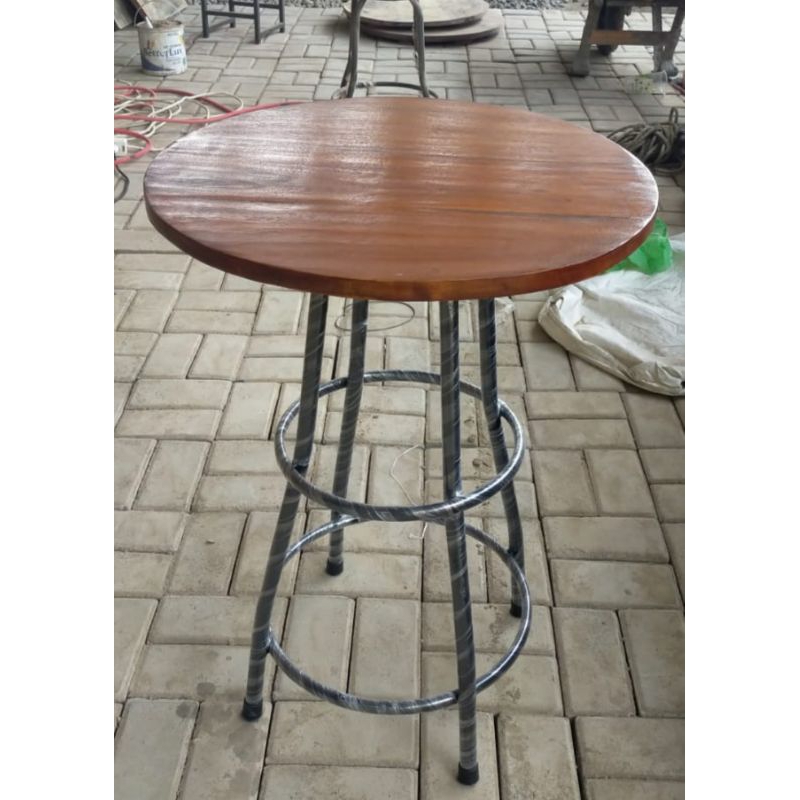 Jual meja bar/meja cafe/meja coffee shop kaki besi pipa (t:75 cm d:50 cm) | Shopee Indonesia