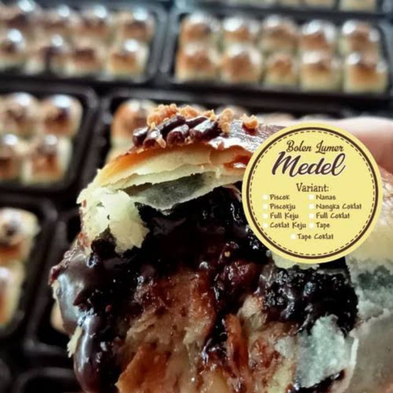 Jual Kue bolen isi 10 bolen medel | Shopee Indonesia