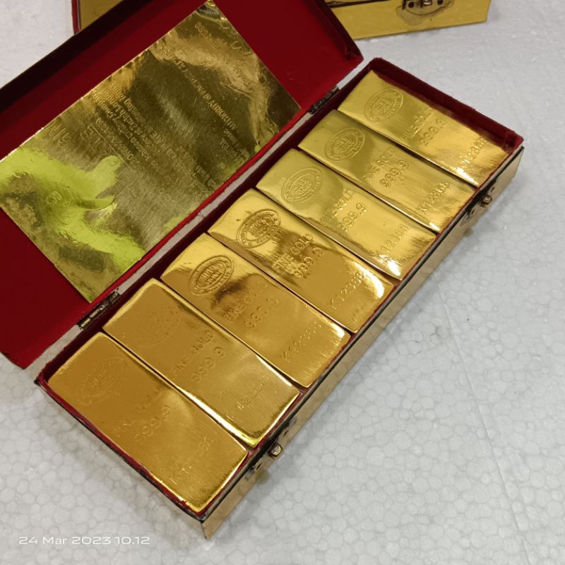 Jual satu bok kuningan sari souvenir emas batangan 21 batang warna emas ...