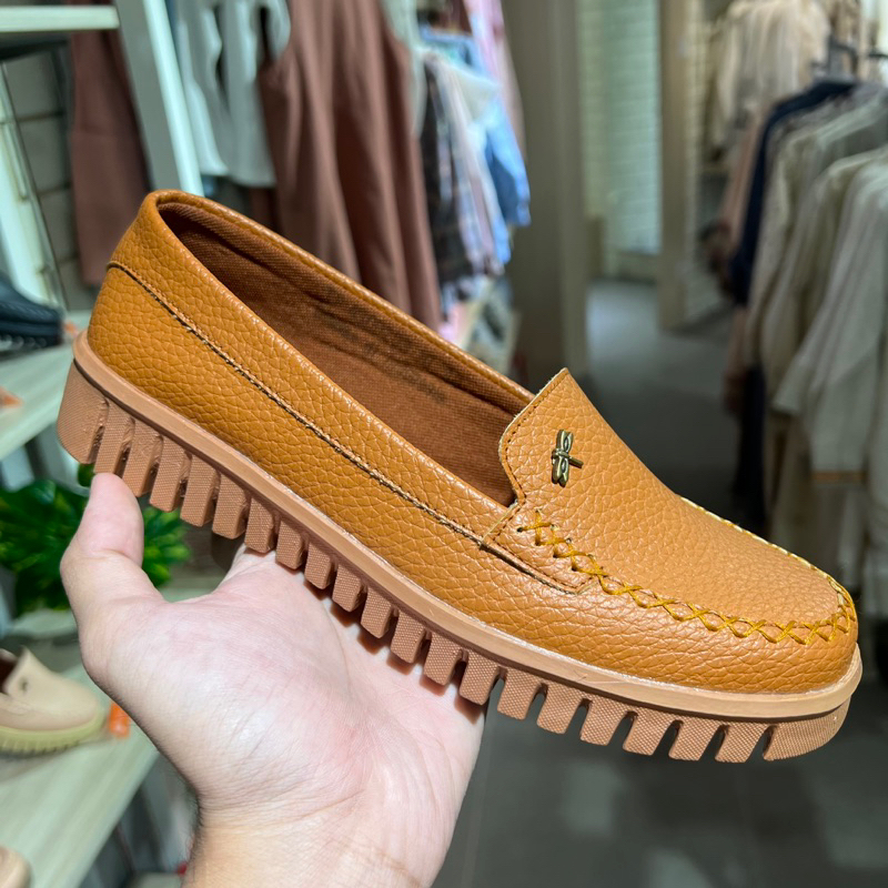 Jual Triset sepatu loafers wanita super classy 36-40 | Shopee Indonesia