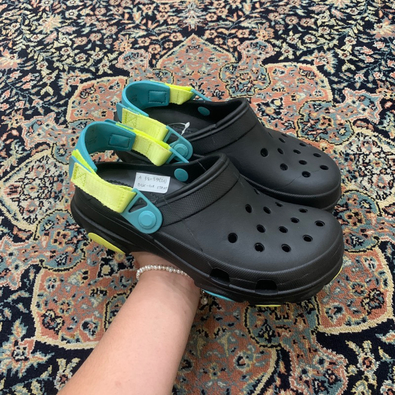 Jual SENDAL CROCS ORIGINAL BLACK STRAP BGRADE / Crocs / Sandal Crocs ...