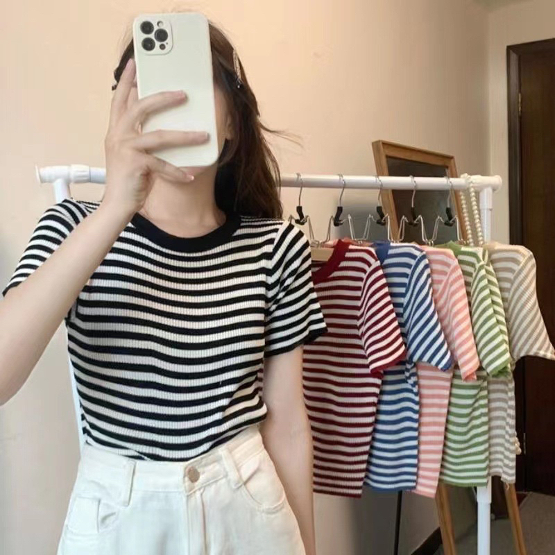 Jual Blouse Rajut Salur | Atasan wanita Stripe Lengan Pendek | Shopee ...