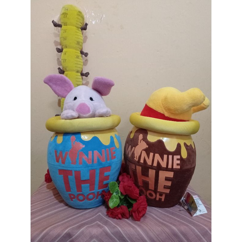Jual Pooh nyungsep dan Piglet gentong | Shopee Indonesia