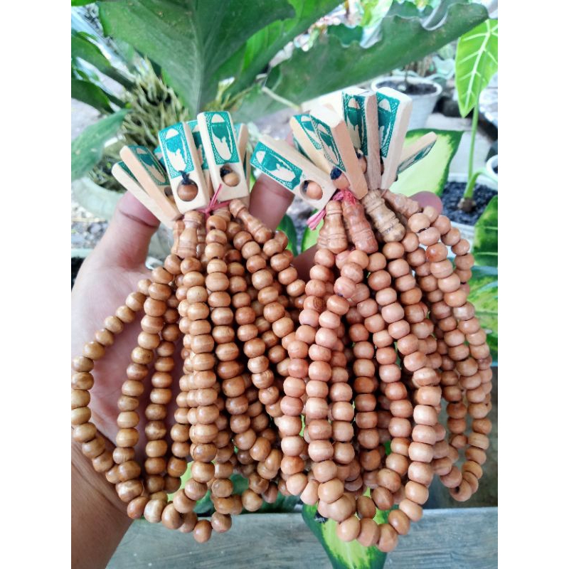 Jual Tasbih 33 kayu kopi, kukun natural cocok buat souvenir,zikir dan ...
