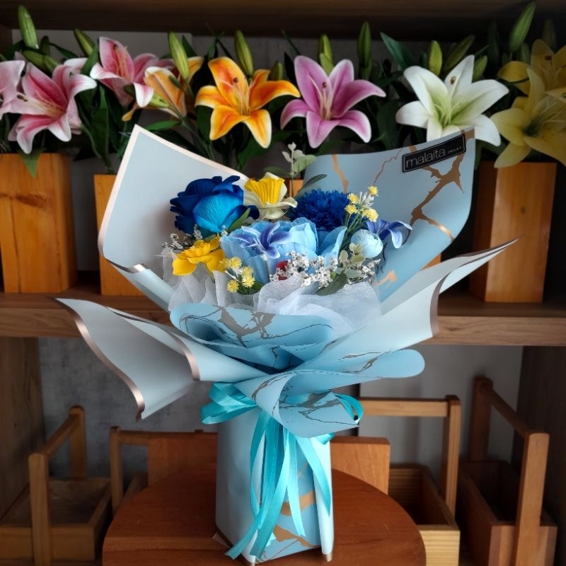 Jual BUKET BUNGA BIRU | BUKET BUNGA WARNA BIRU | BUKET WISUDA | BUKET ...