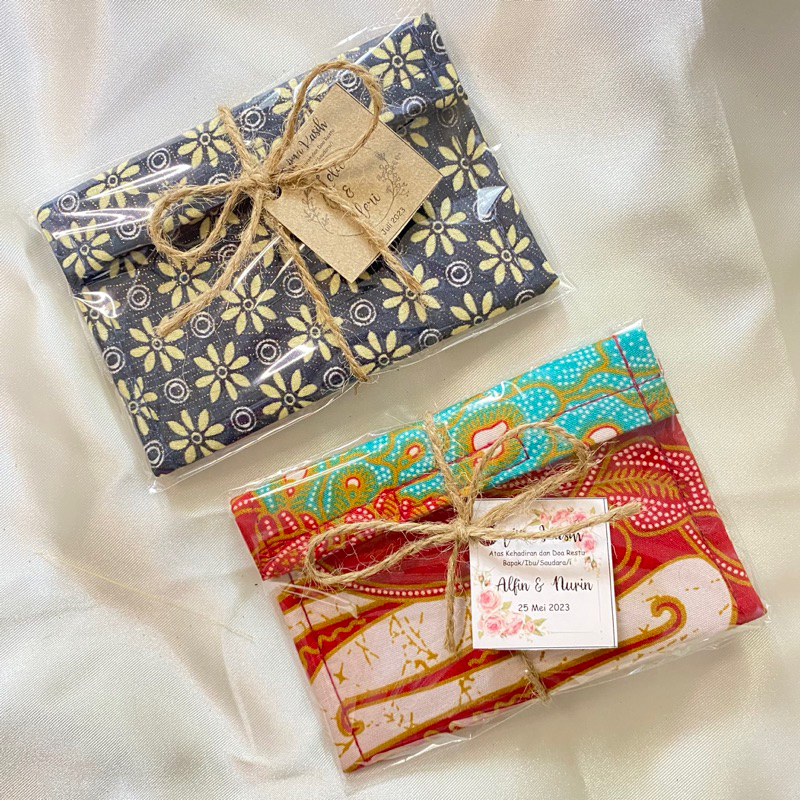Jual READY! SOUVENIR PERNIKAHAN DOMPET KOIN BATIK MURAH KHAS JOGJA | Shopee Indonesia
